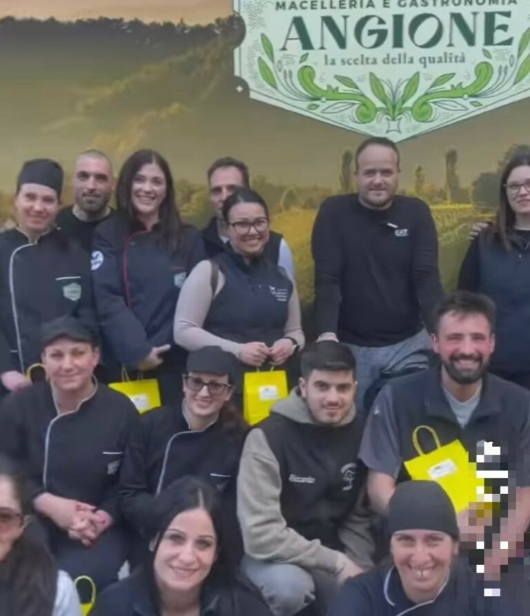 Nell'uovo di Pasqua dei dipendenti, un viaggio relax per due. L ...